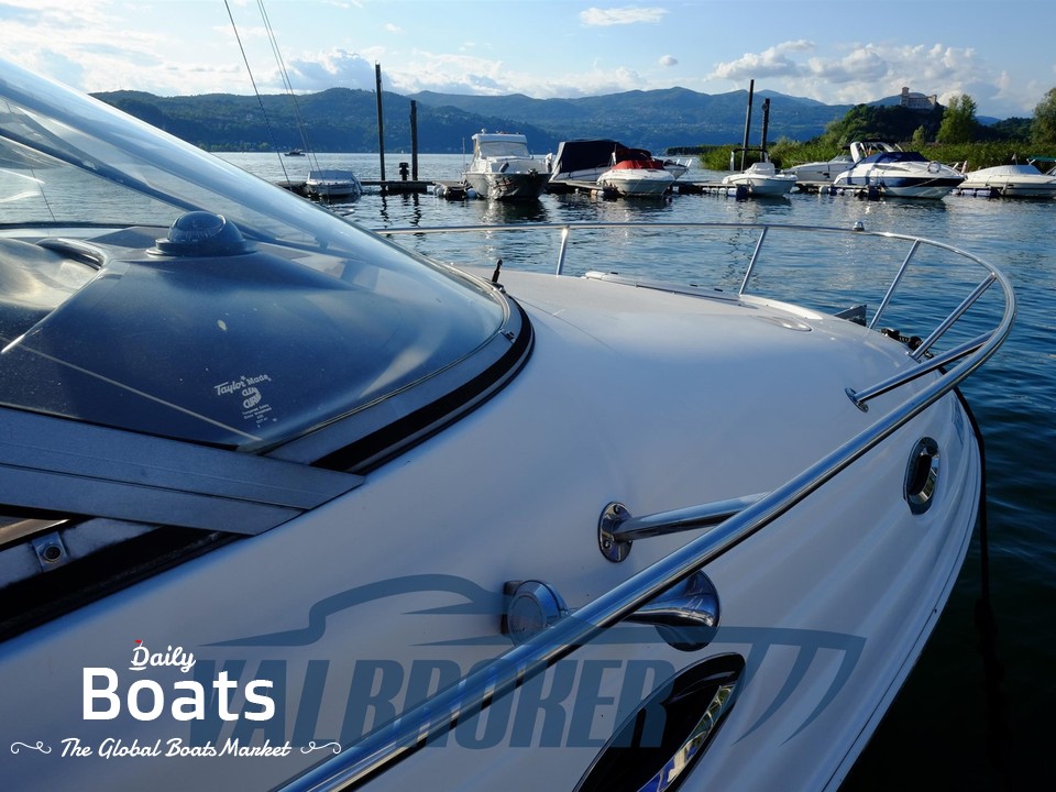 2002 Regal Marine Commodore 2665 for sale. View price, photos and Buy ...