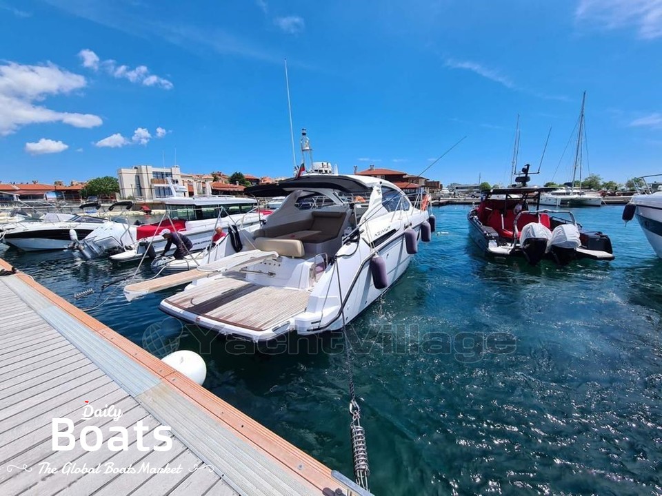 2020 Azimut 34 Atlantis for sale. View price, photos and Buy 2020 ...
