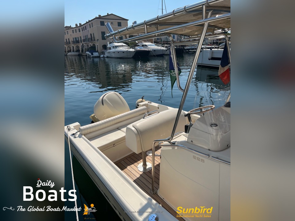 2004 Kelt White Shark 225 for sale. View price, photos and Buy 2004 ...