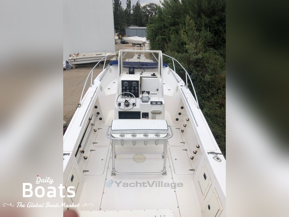 1998 Mako Marine 252 for sale. View price, photos and Buy 1998 Mako ...