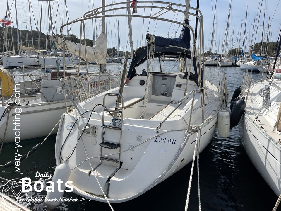 1999 Dufour Yachts 30 Classic for sale. View price, photos and Buy 1999 ...