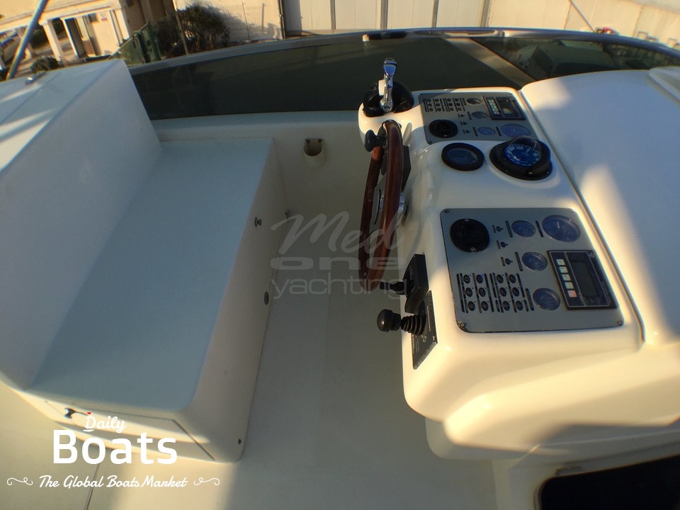 2002 Uniesse Marine 72 for sale. View price, photos and Buy 2002 ...