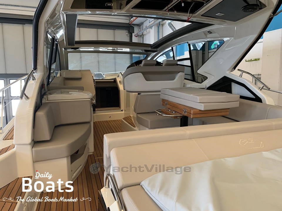 2020 Cranchi M44 Ht for sale. View price, photos and Buy 2020 Cranchi ...