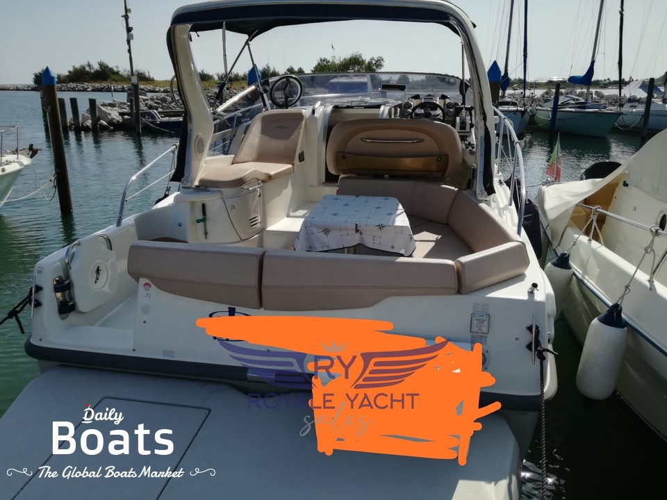 2009 Cranchi Zaffiro 29 for sale. View price, photos and Buy 2009 ...