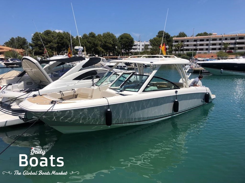 2019 Boston Whaler 320 Vantage for sale. View price, photos and Buy ...