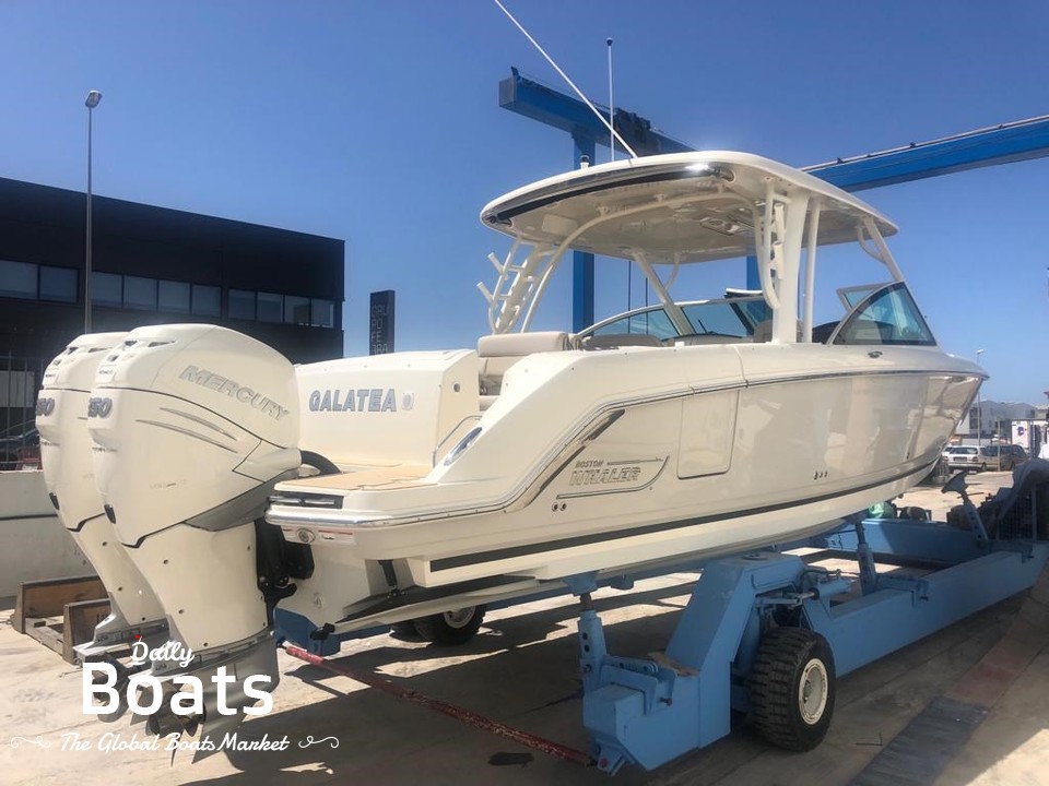 2019 Boston Whaler 320 Vantage for sale. View price, photos and Buy ...
