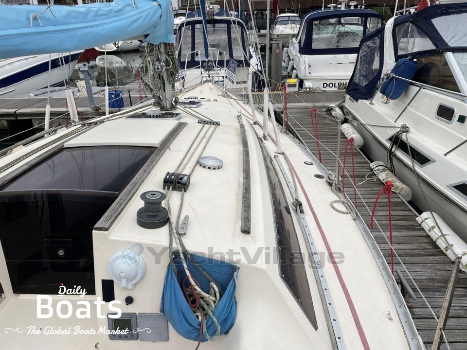 1985 Jeanneau Sun Rise 35 for sale. View price, photos and Buy 1985 ...