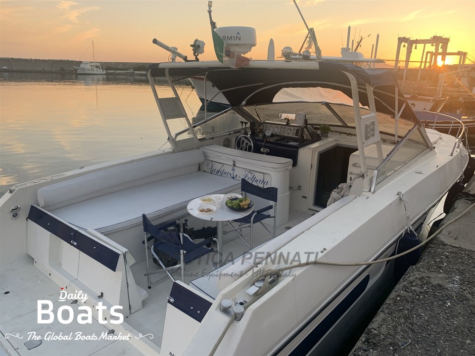 1985 Ferretti Altura 35 for sale. View price, photos and Buy 1985 ...