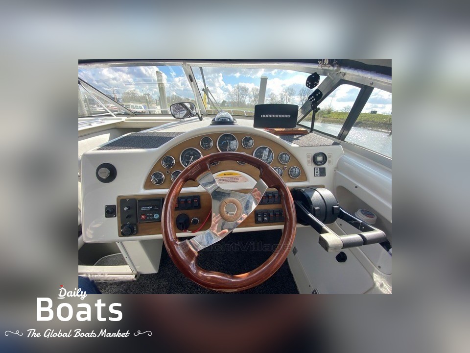 1996 Chris Craft Chris-Craft 33 Crowne for sale. View price, photos and ...
