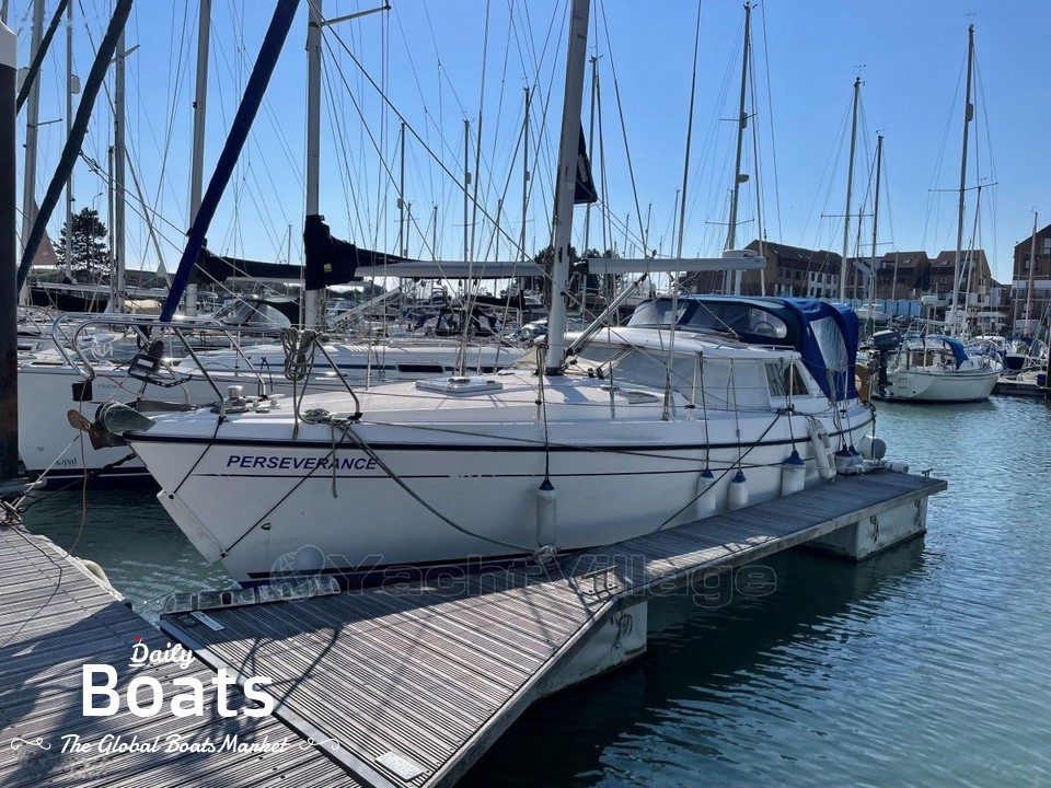 1995 Moody Eclipse 33 for sale. View price, photos and Buy 1995 Moody ...