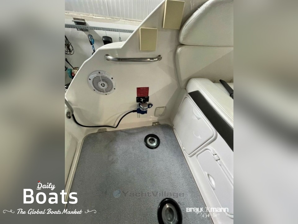 2007 Regal Marine 2565 Windows Express for sale. View price, photos and ...