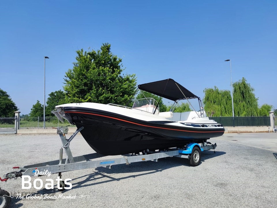 2004 Zar Formenti 65 Classic for sale. View price, photos and Buy 2004 ...