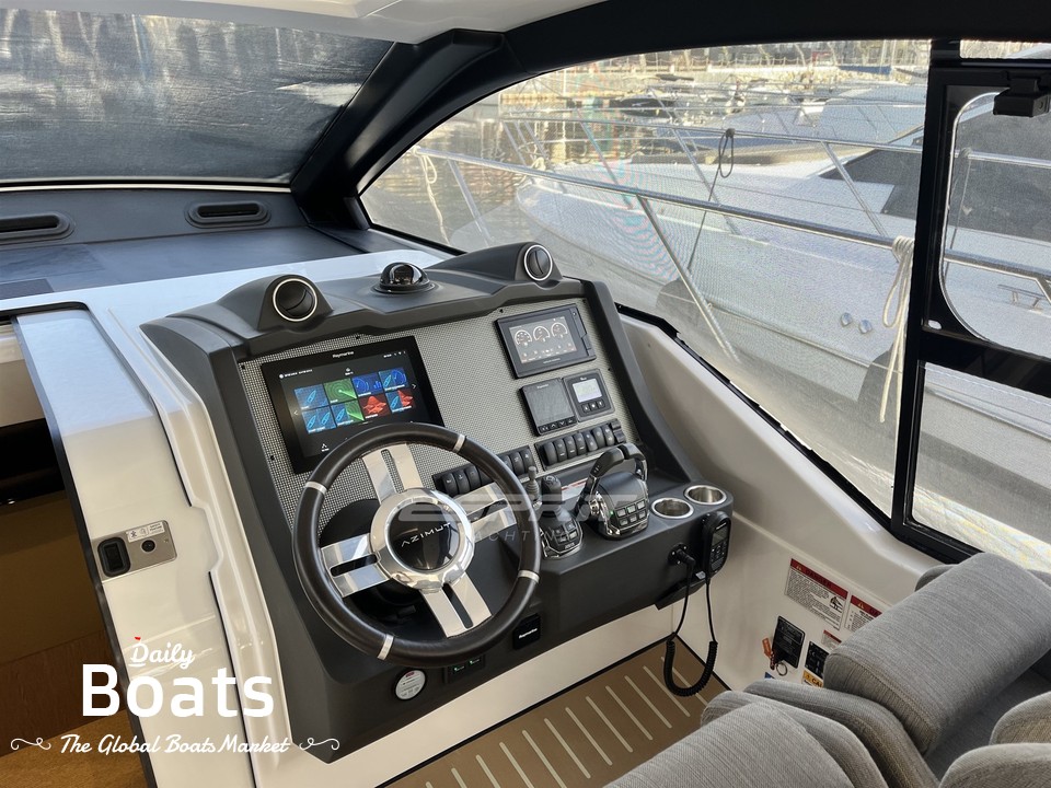 2019 Azimut 51 Atlantis for sale. View price, photos and Buy 2019 ...