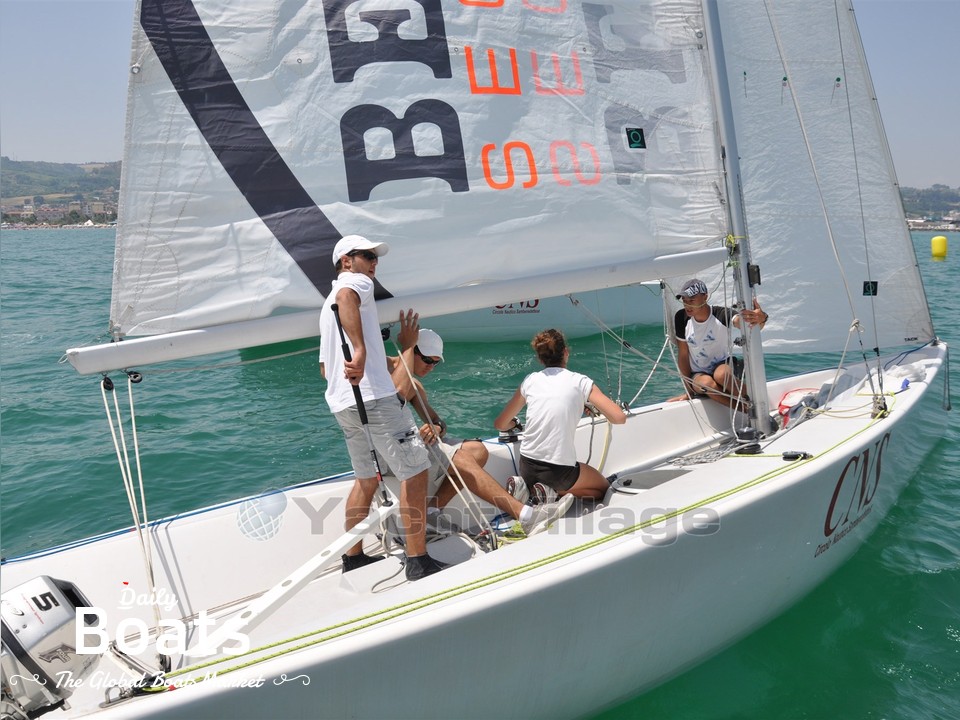 2007 Corporate Sailing Sl Tom 28 Ceccarelli for sale. View price ...