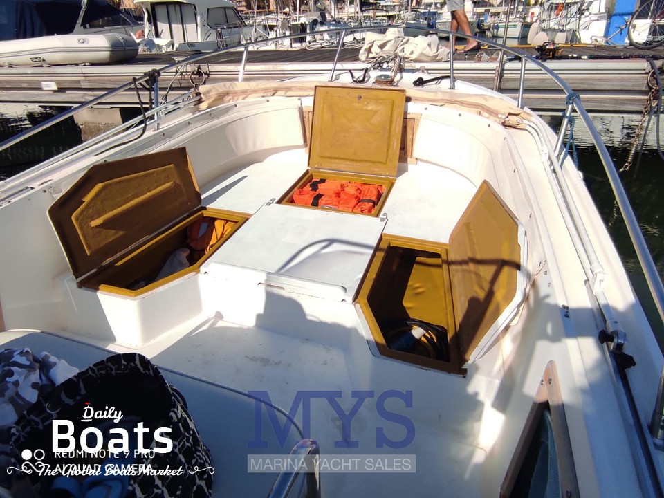 1982 Mako Marine 23.5 for sale. View price, photos and Buy 1982 Mako Marine 23.5 #370208