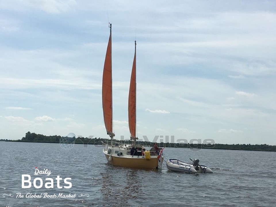 1984 British Hunter Liberty 22 for sale. View price, photos and Buy ...