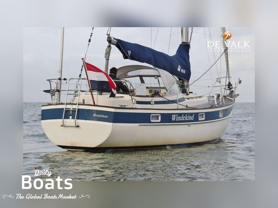1988 Hallberg Rassy Hallberg-Rassy 352 for sale. View price, photos and ...