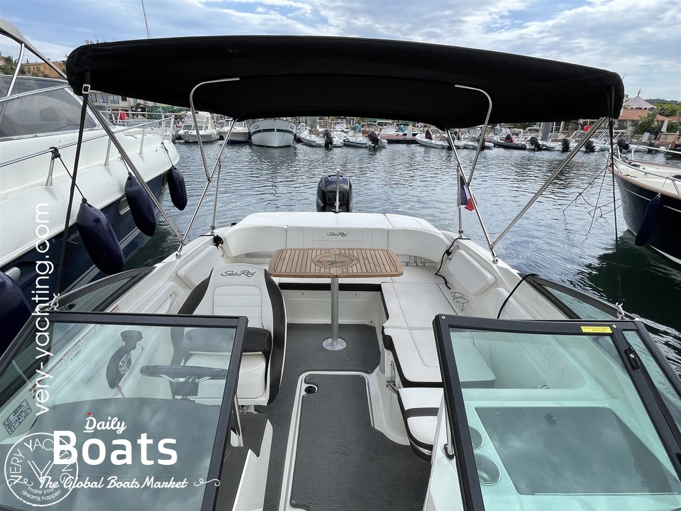 2018 Sea Ray 210 Spx Ob for sale. View price, photos and Buy 2018 Sea ...