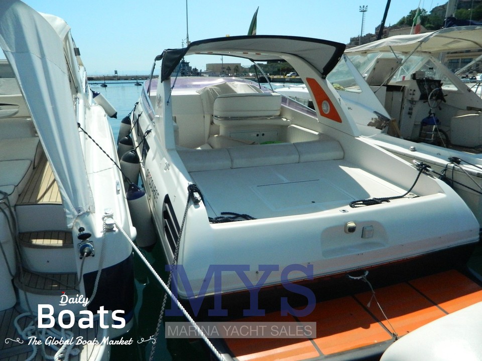 1995 Off Course Adrenalin 38' Shore for sale. View price, photos and ...