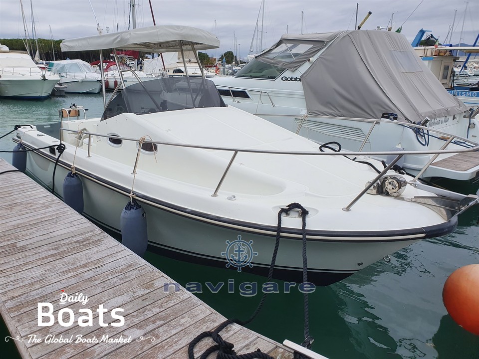 2002 Royal Yacht Group Harpoon 255 Walkaround for sale. View price ...