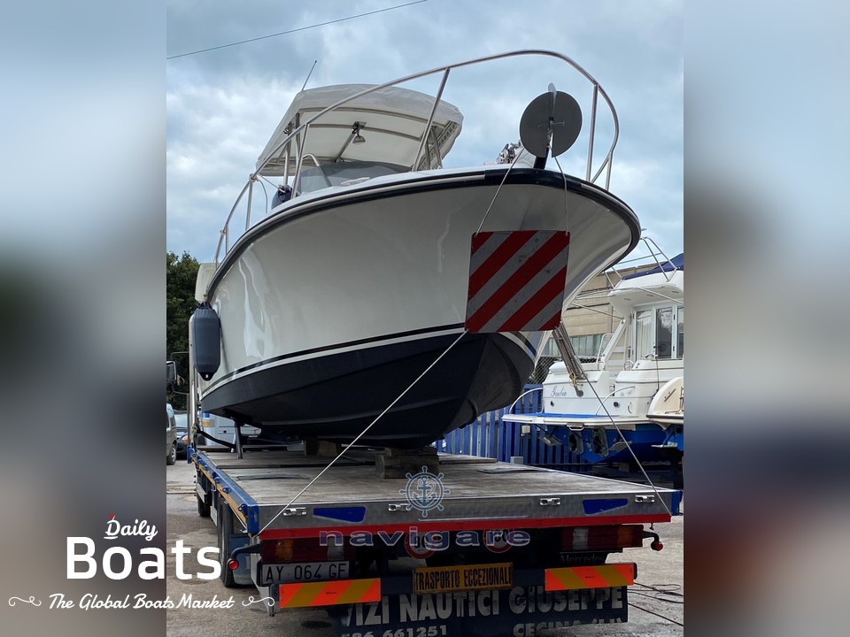 2002 Royal Yacht Group Harpoon 255 Walkaround for sale. View price ...
