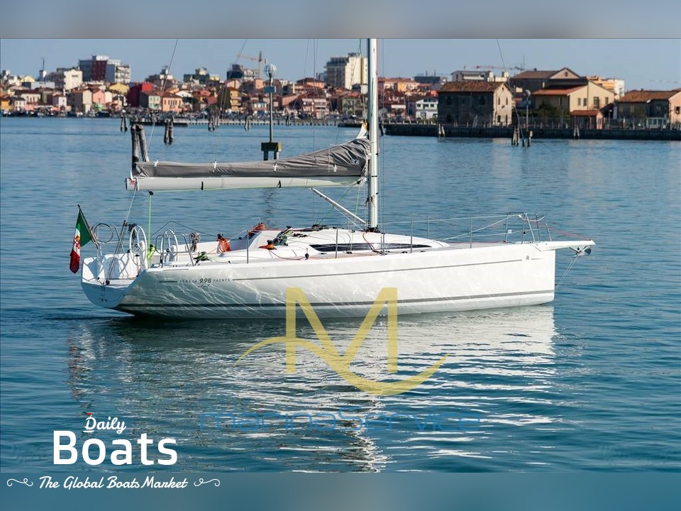 2022 Italia Yachts 9.98 for sale. View price, photos and Buy 2022 ...