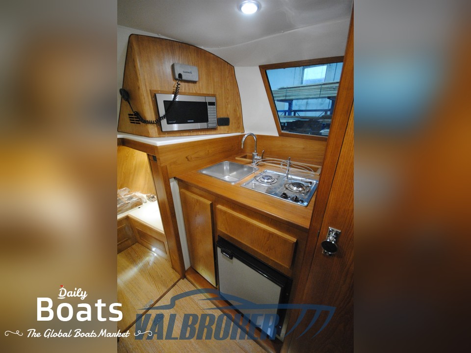 1970 Bertram Yacht 31 Flybridge for sale. View price, photos and Buy ...