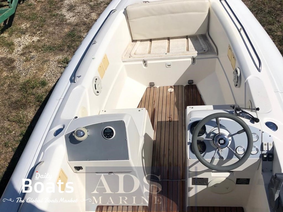 2004 Avon Inflatables Seasport 490 Deluxe for sale. View price, photos ...