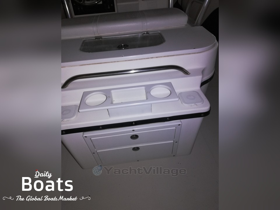 2004 Edge Water 265 Cc for sale. View price, photos and Buy 2004 Edge ...