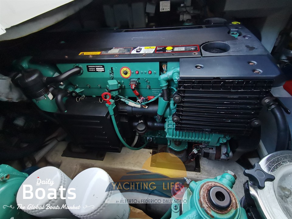 2008 Azimut 43S for sale. View price, photos and Buy 2008 Azimut 43S ...