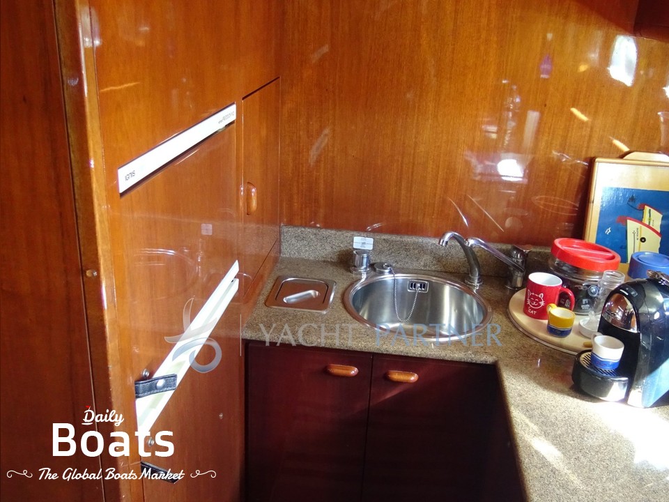 1996 Ferretti 60 for sale. View price, photos and Buy 1996 Ferretti 60 ...