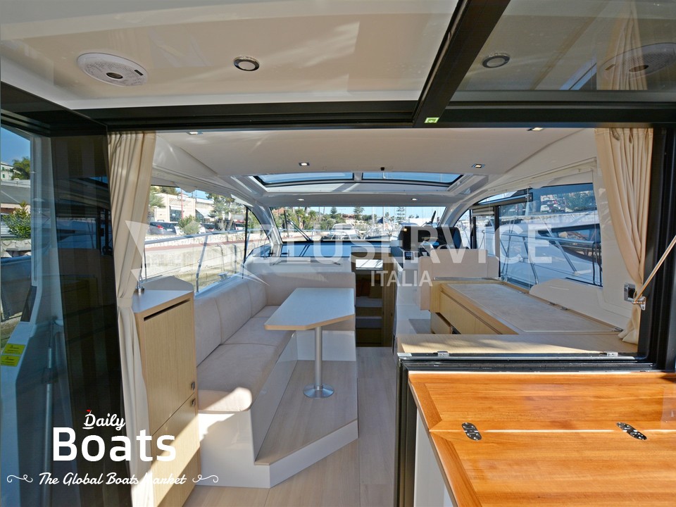 2021 Sealine C335 C 335 Natante for sale. View price, photos and Buy ...