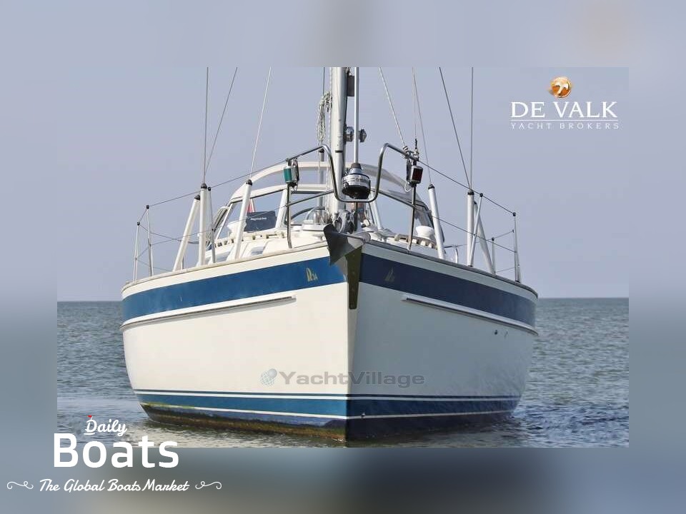 1998 Hallberg Rassy Hallberg-Rassy 34 for sale. View price, photos and ...