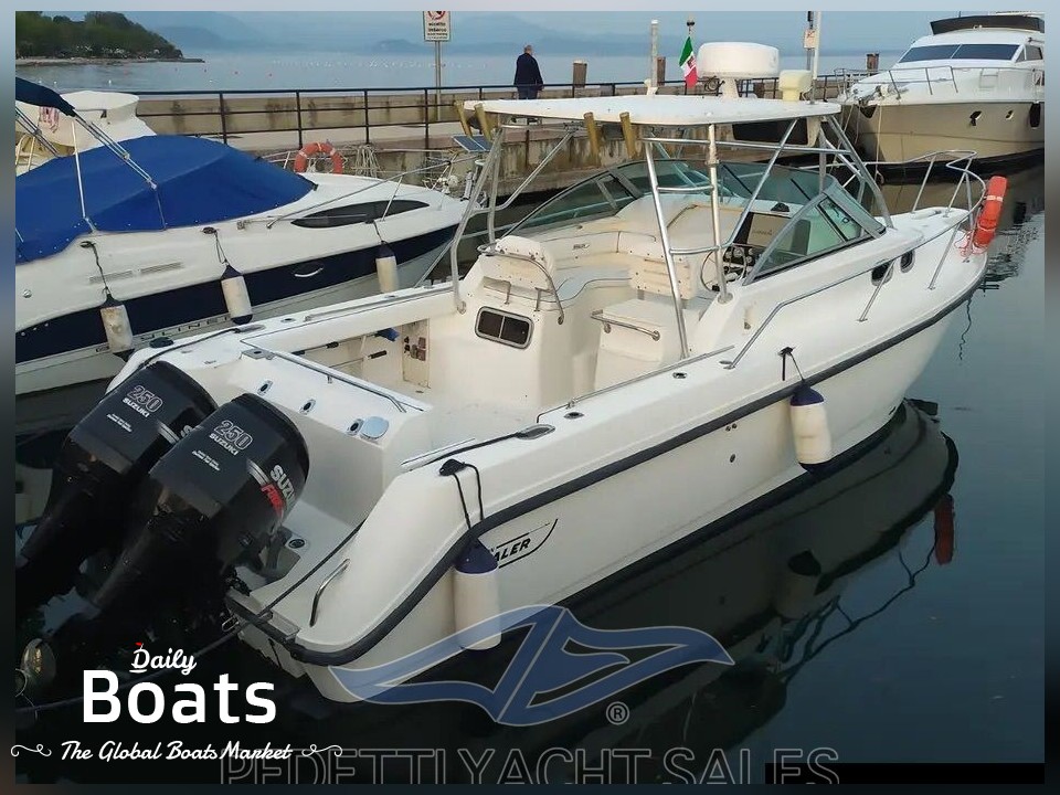 2000 Boston Whaler 28 Conquest for sale. View price, photos and Buy ...