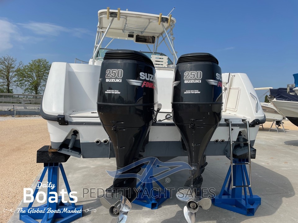 2000 Boston Whaler 28 Conquest for sale. View price, photos and Buy ...