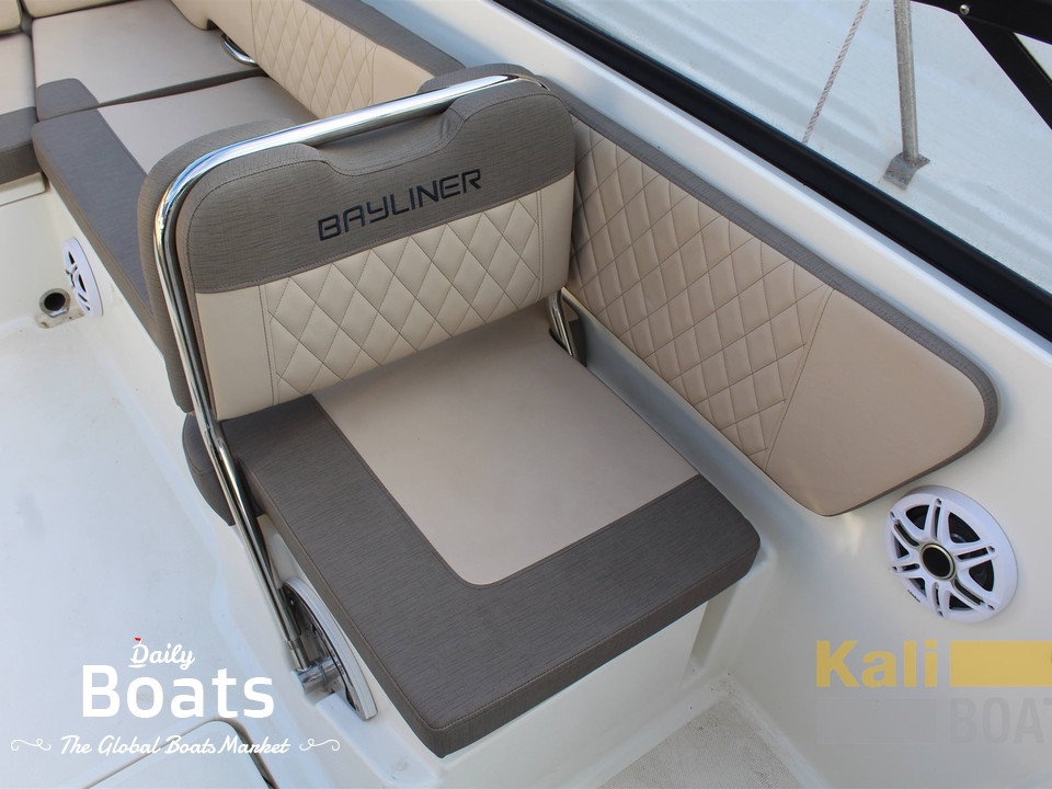 2019 Bayliner Vr6 Cuddy for sale. View price, photos and Buy 2019 ...