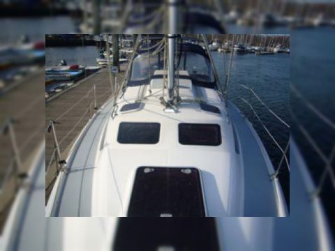 2003 Hunter Legend 326 for sale. View price, photos and Buy 2003 Hunter ...