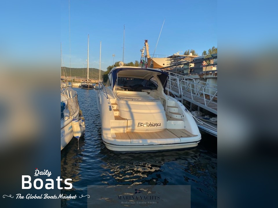 2010 Azimut Atlantis 47 Ht for sale. View price, photos and Buy 2010 ...