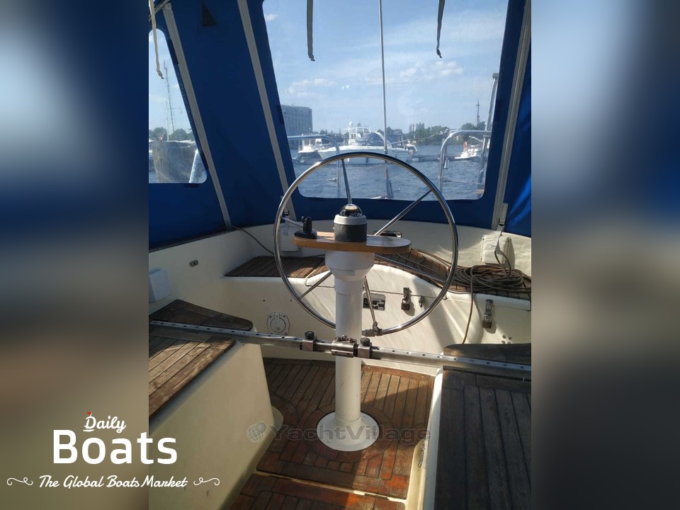 1987 Moody 33 S for sale. View price, photos and Buy 1987 Moody 33 S ...