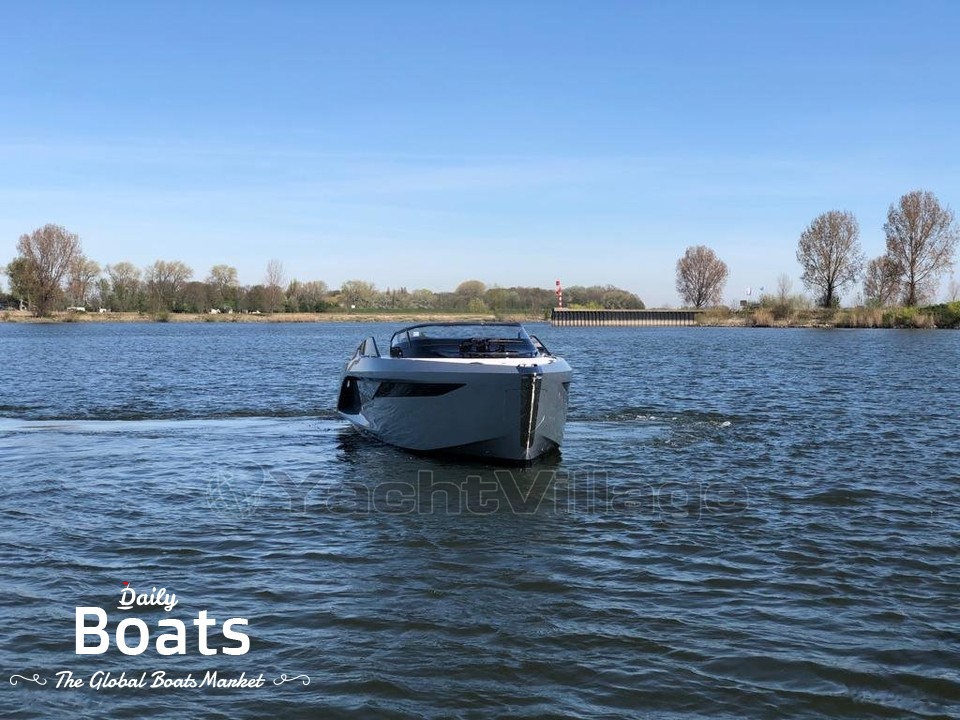 2020 Princess Yachts R35 for sale. View price, photos and Buy 2020 ...