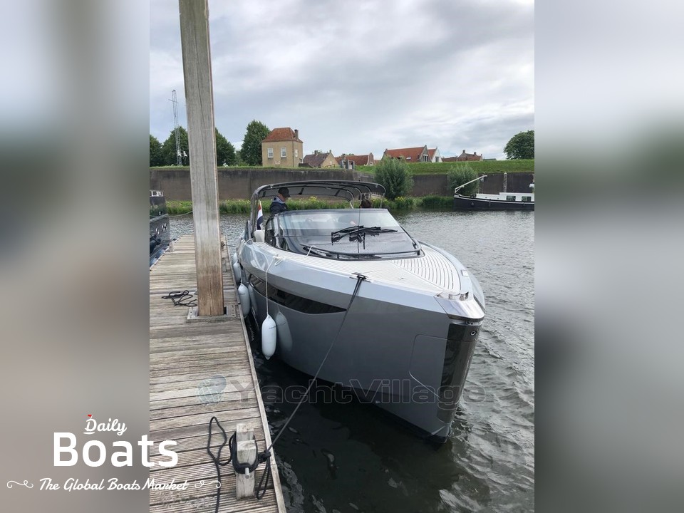 2020 Princess Yachts R35 for sale. View price, photos and Buy 2020 ...