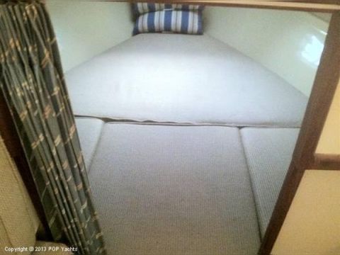 1986 Phoenix 29 Flybridge for sale. View price, photos and Buy 1986 ...