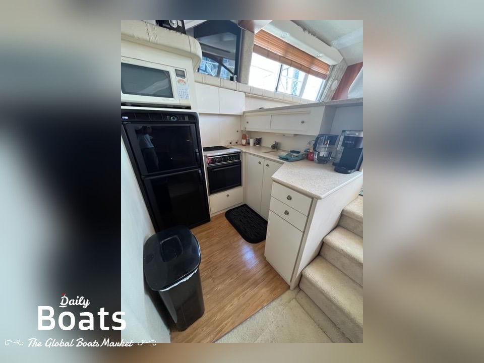 1998 Silverton 402 Motor Yacht for sale. View price, photos and Buy ...