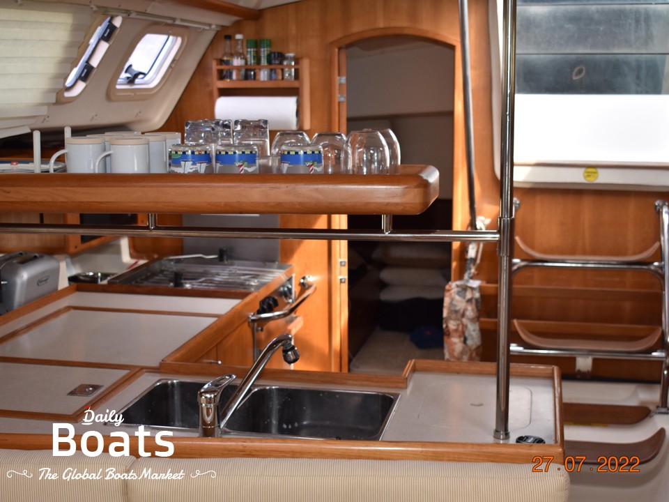 2002 Hunter 410 for sale. View price, photos and Buy 2002 Hunter 410 ...