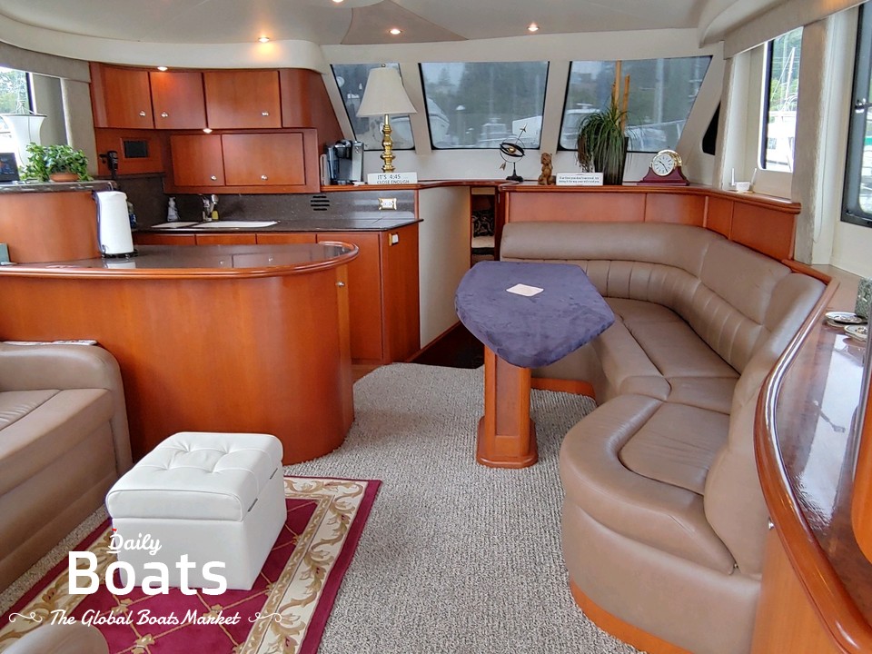 2005 Silverton 48 Convertible for sale. View price, photos and Buy 2005 ...