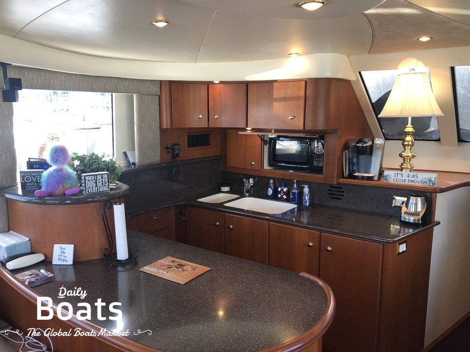 2005 Silverton 48 Convertible for sale. View price, photos and Buy 2005 ...