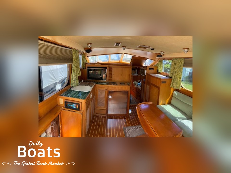 1987 Midnight Lace 44 for sale. View price, photos and Buy 1987 ...