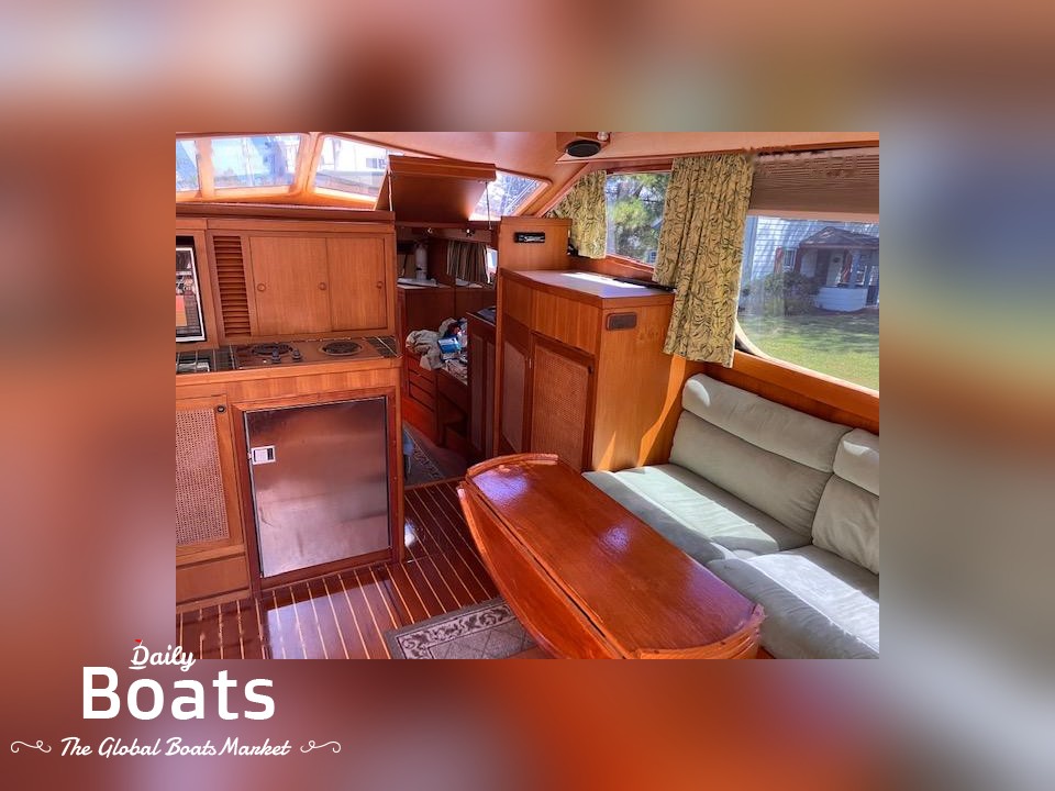 1987 Midnight Lace 44 for sale. View price, photos and Buy 1987 ...