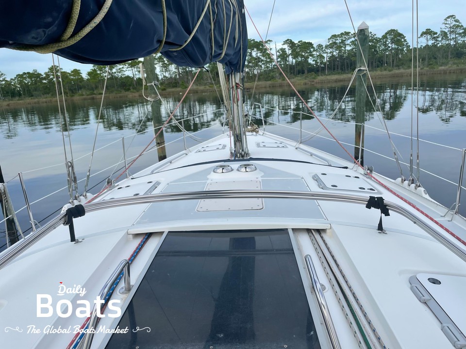 1995 Hunter 430 for sale. View price, photos and Buy 1995 Hunter 430 ...