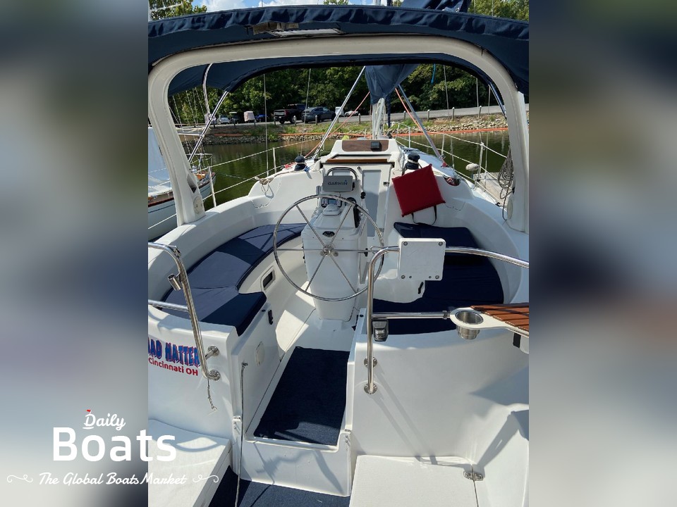 1999 Hunter 310 for sale. View price, photos and Buy 1999 Hunter 310 ...